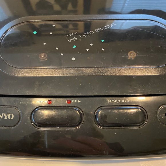 Cameras, Photo & Video | Kinyo Two Way Vhs Video Rewinder Vintage ...